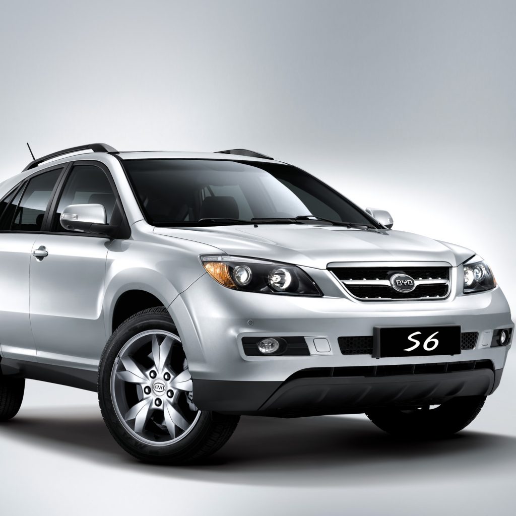 بررسی مشخصات فنی خودرو BYD S6 +معایب و قیمت | مجله خودرو کارستان